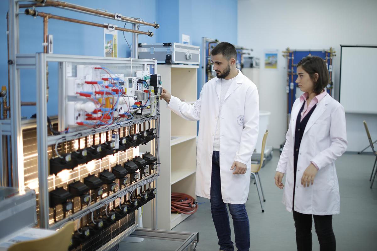 Fakulteti i Inxhinierisë dhe Informatikë – Universiteti i Shkencave të ...