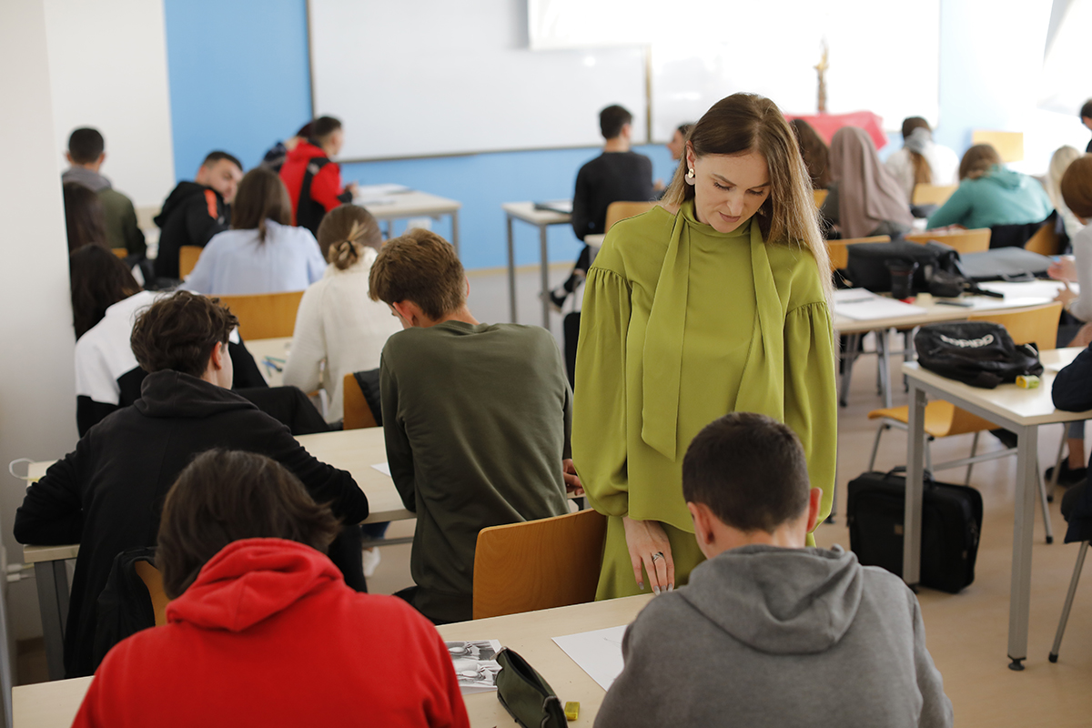 Dizajn Grafik Dhe Multimedia Baçelor Universiteti I Shkencave Të