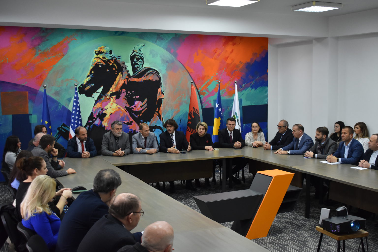 UShAF shënon 26-të vjetorin e Epopesë së Ushtrisë Çlirimtare të Kosovës ...