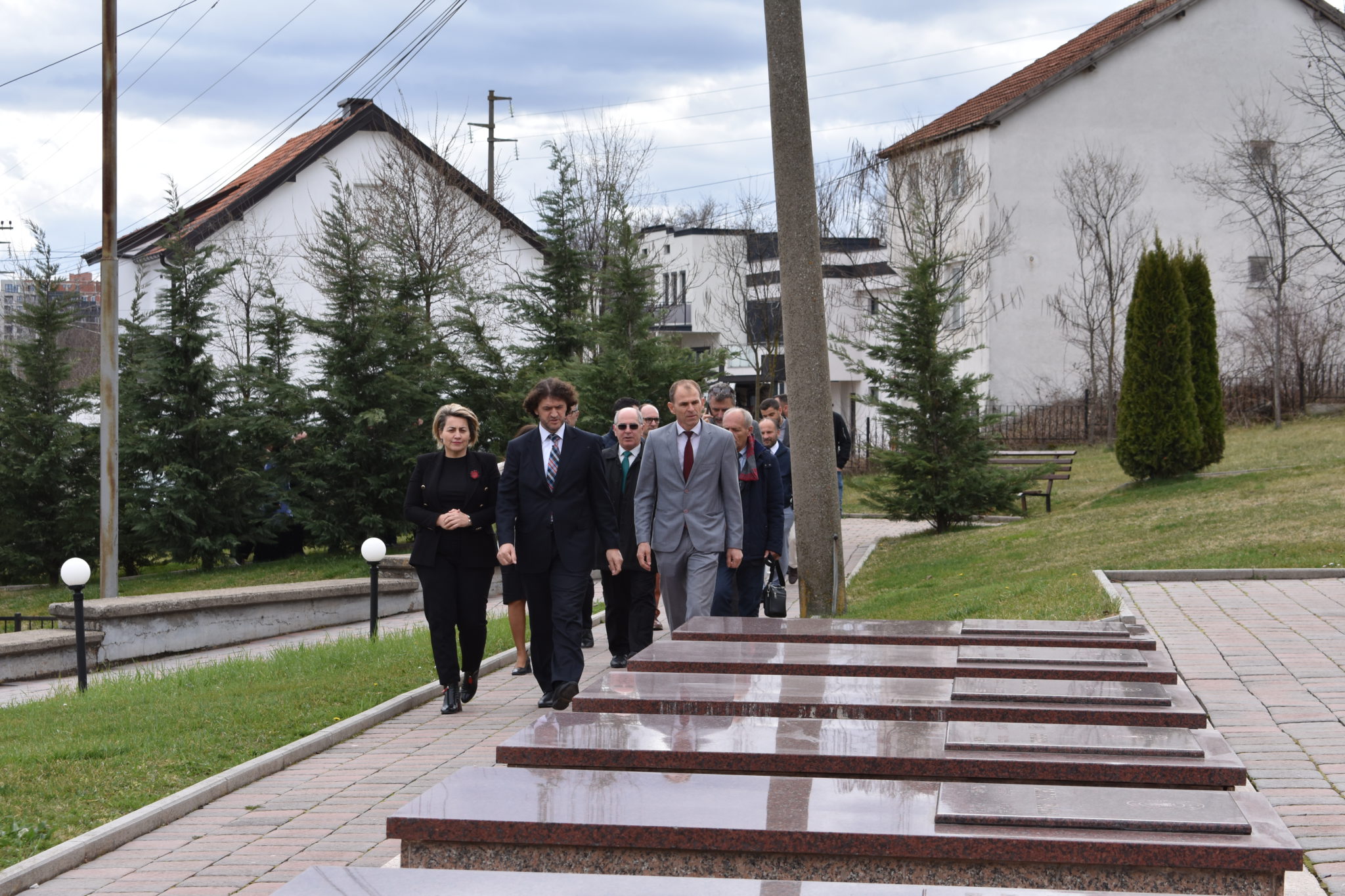 UShAF shënon 26-të vjetorin e Epopesë së Ushtrisë Çlirimtare të Kosovës ...