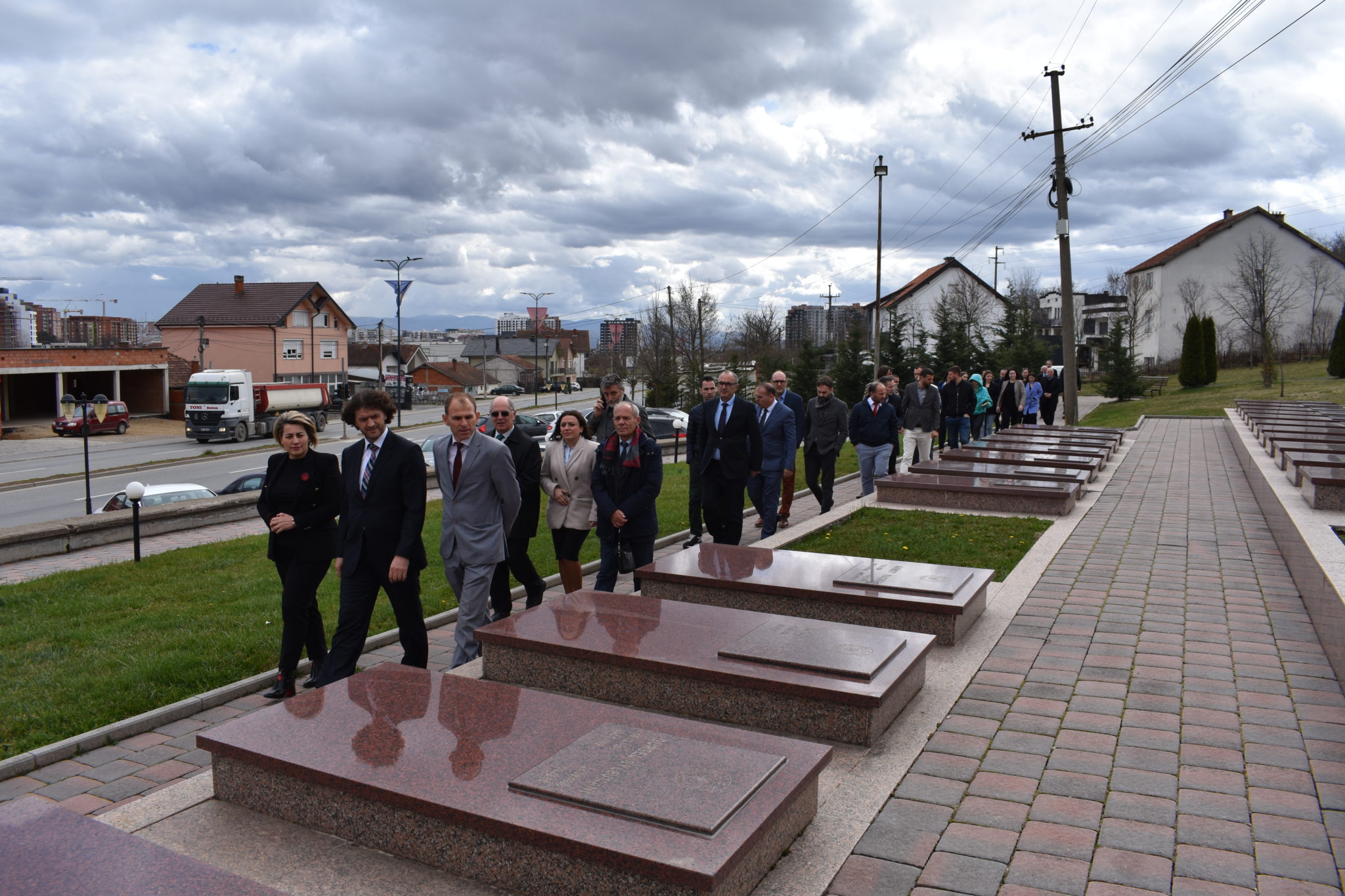 UShAF shënon 26-të vjetorin e Epopesë së Ushtrisë Çlirimtare të Kosovës ...