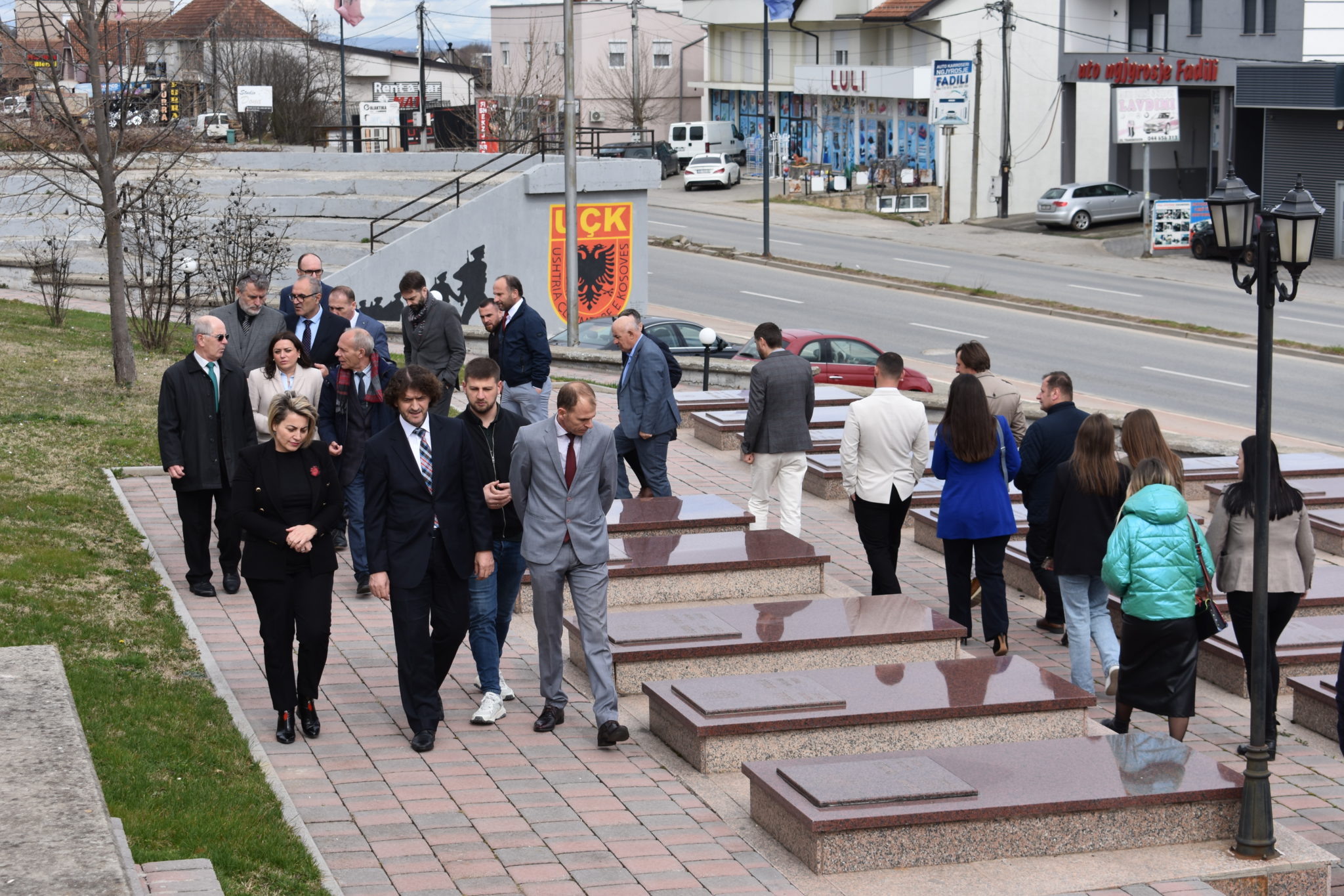UShAF shënon 26-të vjetorin e Epopesë së Ushtrisë Çlirimtare të Kosovës ...